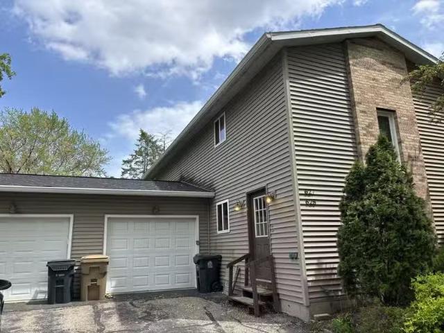 $1,725 3 Bedroom 2 Bathroom Apartment In Madison 627 Burdet.