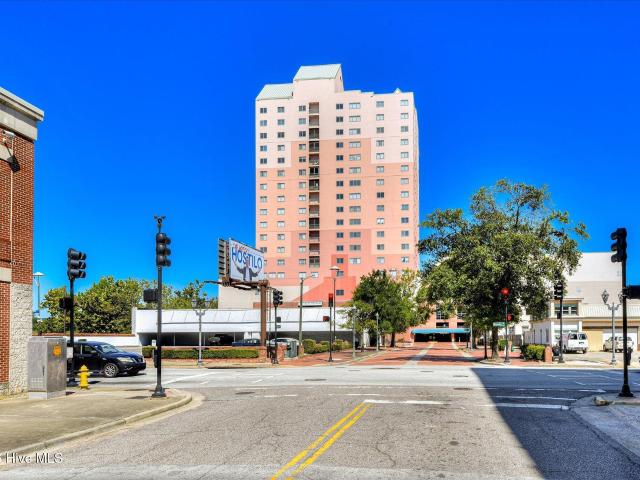 1 7th Street # 1404