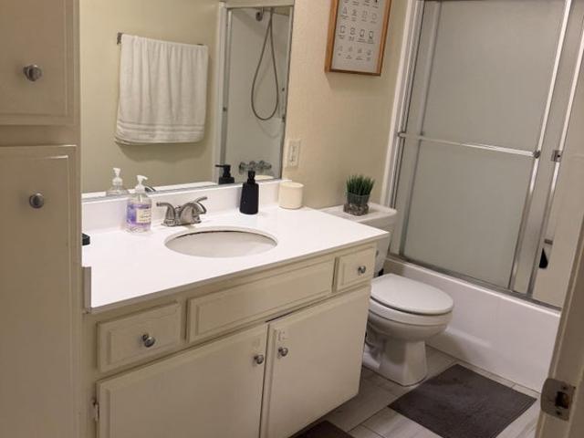 $1,850 / 2br Spacious single bedroom PRIME locat
