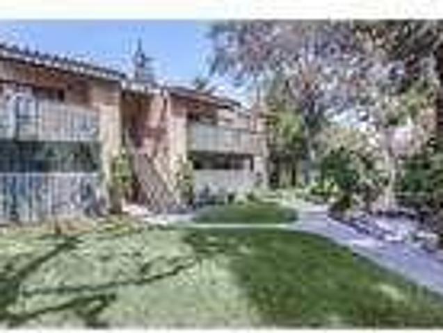 $1,855/mo \ 1 bathroom \ 917 sq. ft. come and see this one