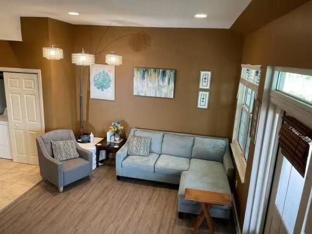 $1,895 Furnished 3 Bedroom 1.5 Bathroom Beach Condo in Perdi.