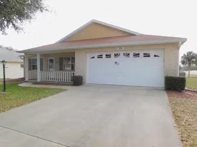 $1,800 2 Bedroom 2 Bathroom House in Ocala with Great Amenit.