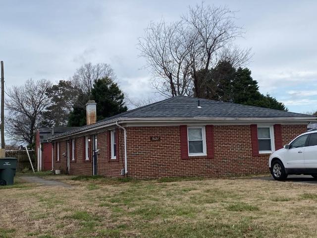 1 8121 Tidal Road, Unit A 2 Bedroom Apartment for Rent at 8121 Tidal Rd, Norfolk, VA 23518 Camellia Gardens