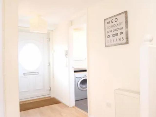 1 8 25 32 Malmesbury Road, London, E3 2WD, United Kingdom | Room for rent #156677902 | Rentberry