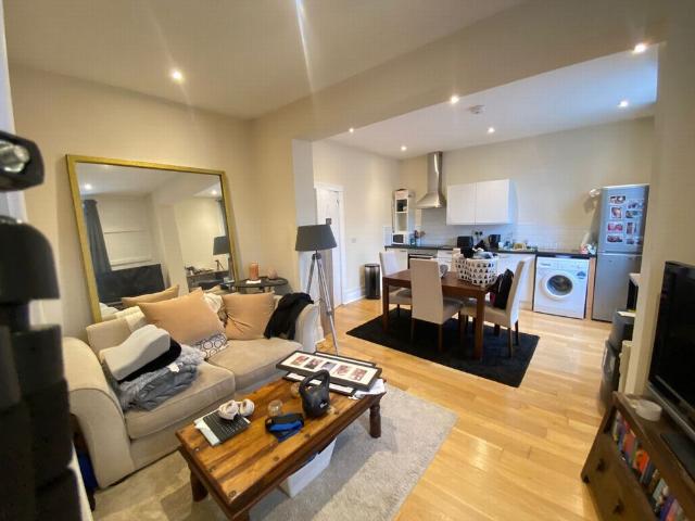 1 8 Seaview Road Liscard CH45 4QN