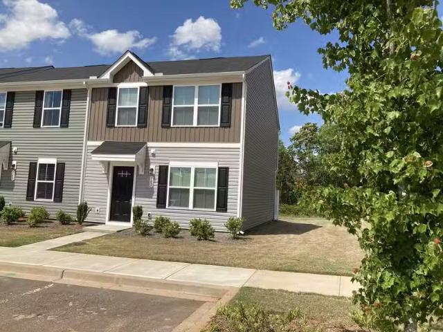 $1,950 3 Bedroom 2.5 Bathroom Townhouse In Greenville Near.