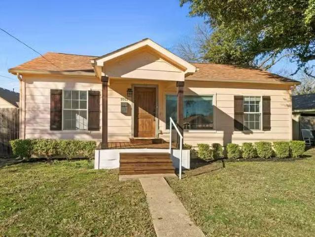 $1,990 3 Bedroom 1 Bathroom House In Mc Kinney NEWLY RENNOV.