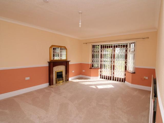 £1,995 To Let