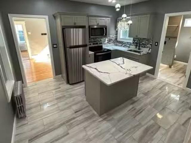 $1,900 2 Bedroom 1 Bathroom Apartment In Fitchburg With Grea.