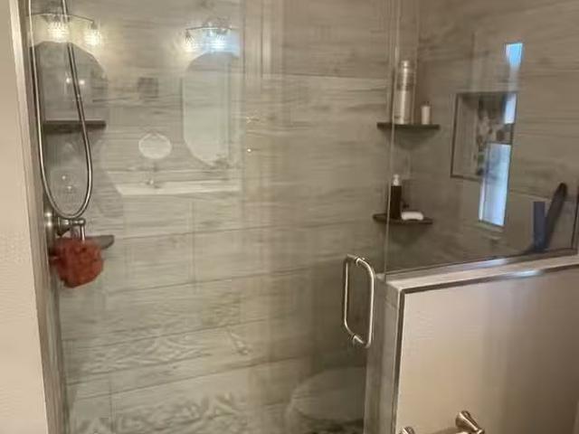 $1,900 2 Bedroom 2 Bathroom House In Oldsmar With Great Amen.