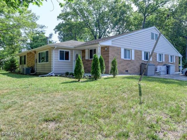 1C Dove St, Manchester, NJ 08759