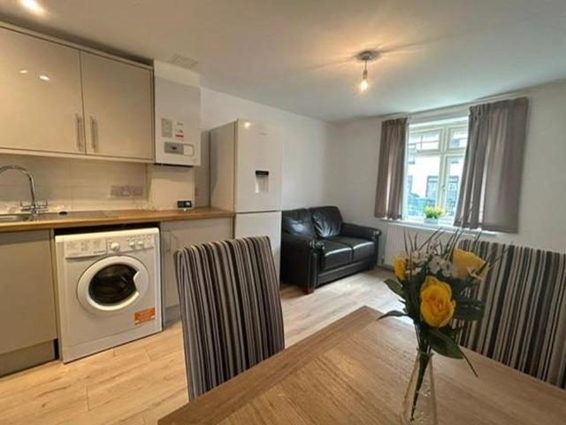 1c Silver Street, Peterborough