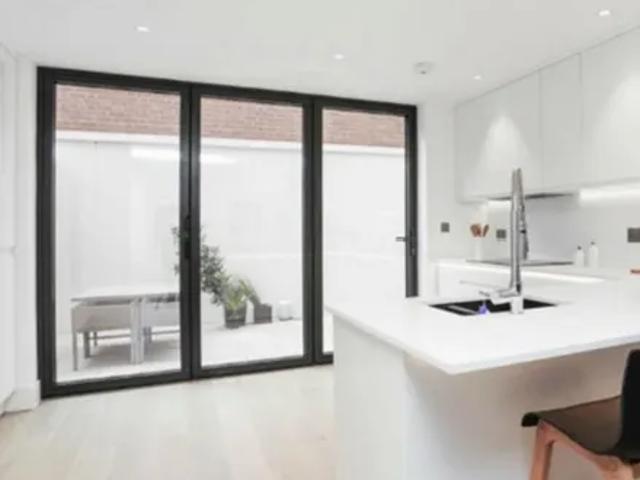 1a Willcott Road, London, W3 9QX, United Kingdom | 3 bed house for rent #118426118 | Rentberry