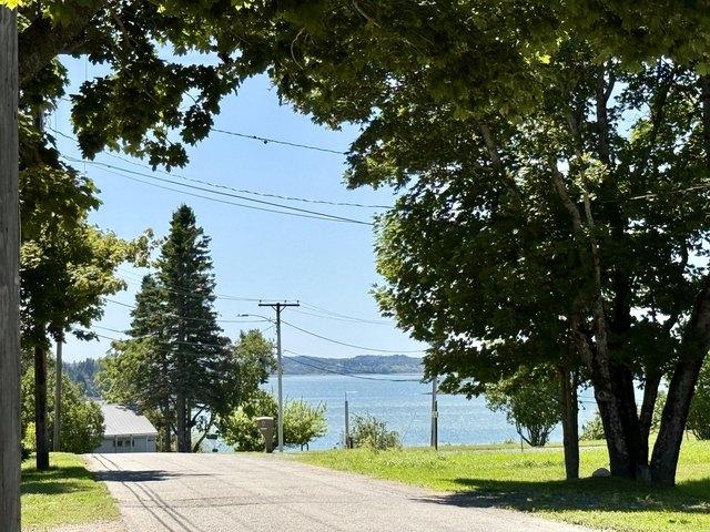 1A High St, Eastport, ME 04631