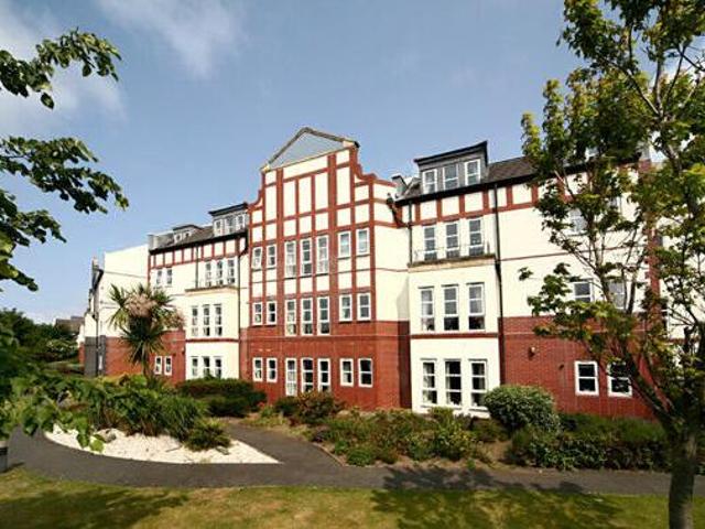 1a Market Street, Montrose Court, Hoylake, 2 Bedroom Flat