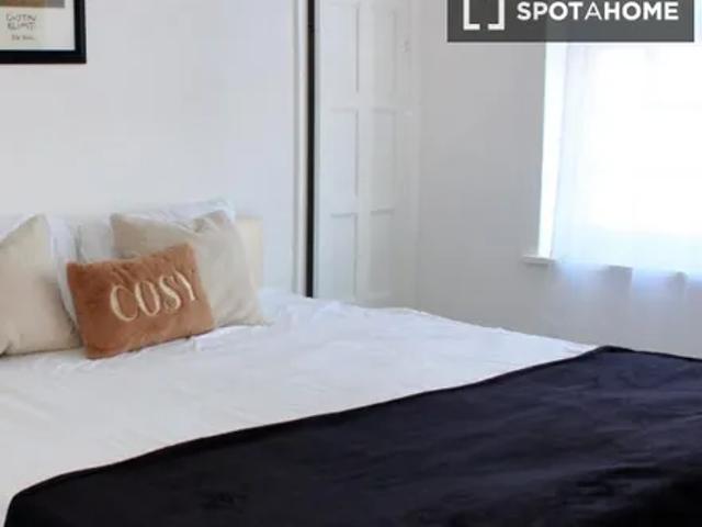 1A Petts Wood Road, London, BR5 1JT, United Kingdom | Room for rent #160501214 | Rentberry