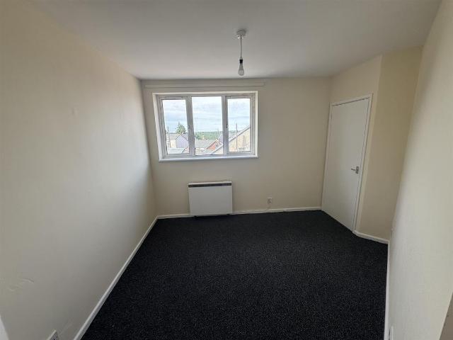 1B Berisford Court, Cinderford GL14, 2 bed flat to rent, £825 pcm | PrimeLocation