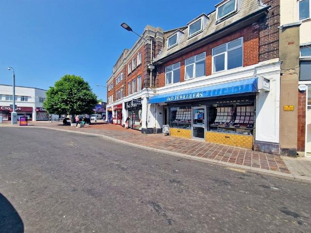 1B Central Buildings, London Road, Bognor Regis, West Sussex PO21, 1 bed flat to rent, £950 pcm | PrimeLocation