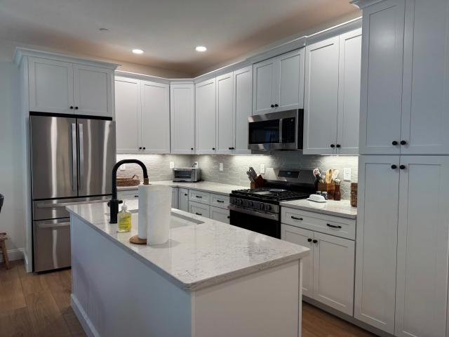 1B Dearborn Circle