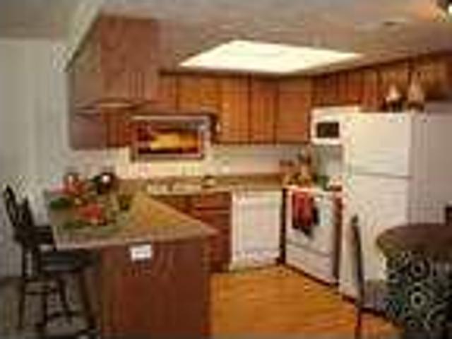 1BD 1BA Available $1380 Per Mo
