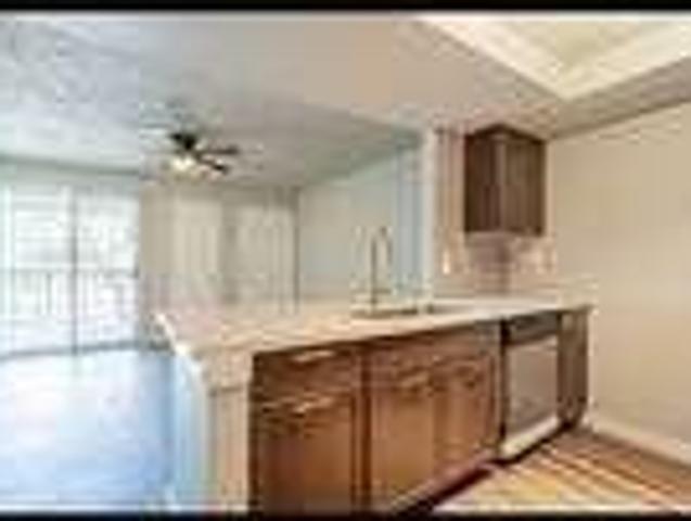 1Bd 1Ba $1300/month