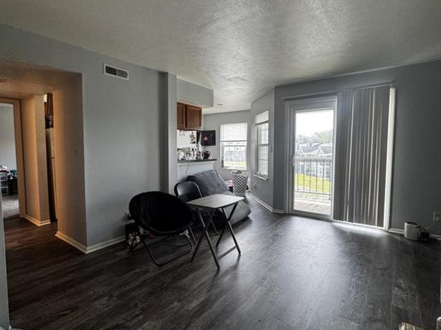 1bed/1bath apartment available for short term ls