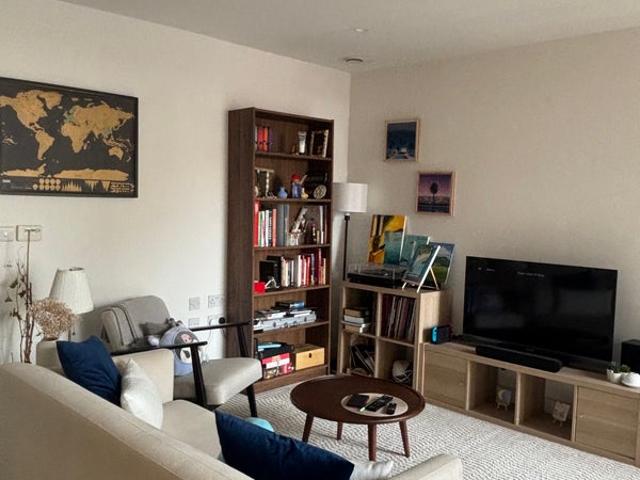 1bed flat close to CW for interns! BILLS INCL