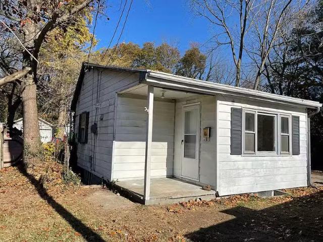 1BED 1BA 445 Coral Ave, Bridgeton, NJ 08302