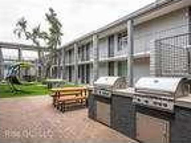 1Bed 1Bath Available $1250/month