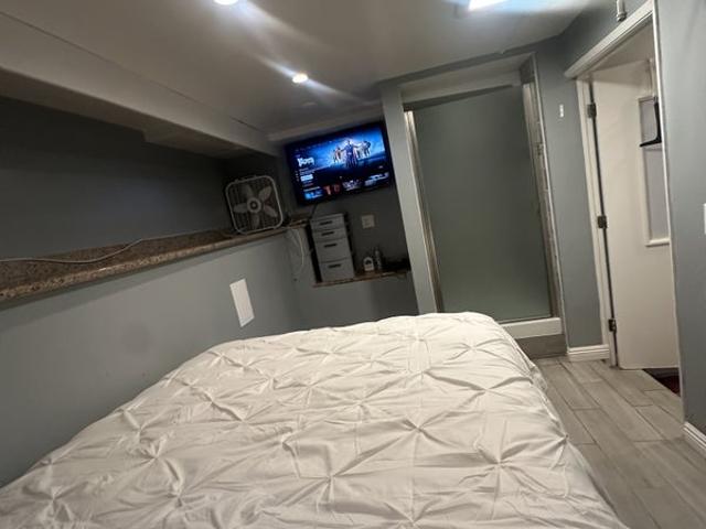 1bedbath fully furnished studio set up