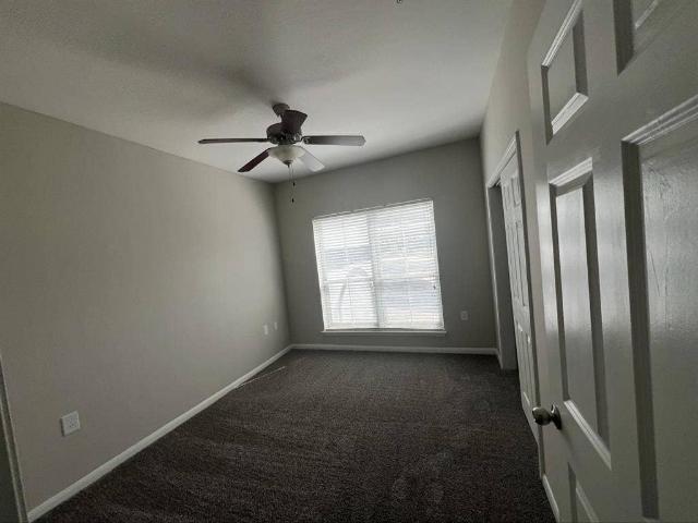 1bedroom in 2B1B for woman. August
