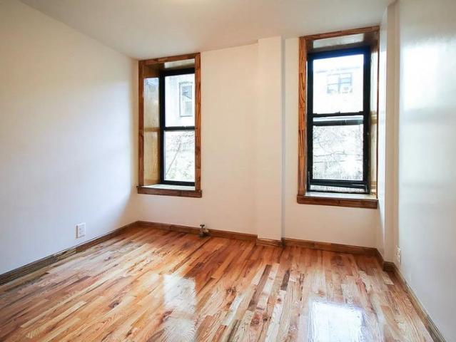 1Bedroom in 2BR in PRIME South Side Williamsburg!