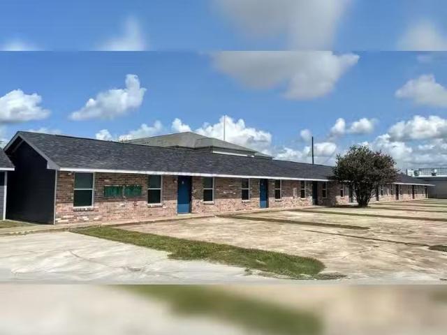 1BR/1.0BA 909 Mulberry Street