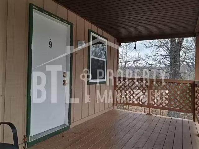 1BR/1.0BA A 4783 Fall Creek Rd