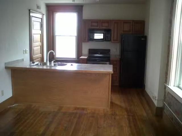 1BR/1.0BA GLENDORA
