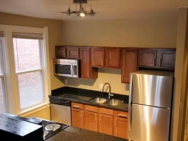 1BR/1.0BA Leamington