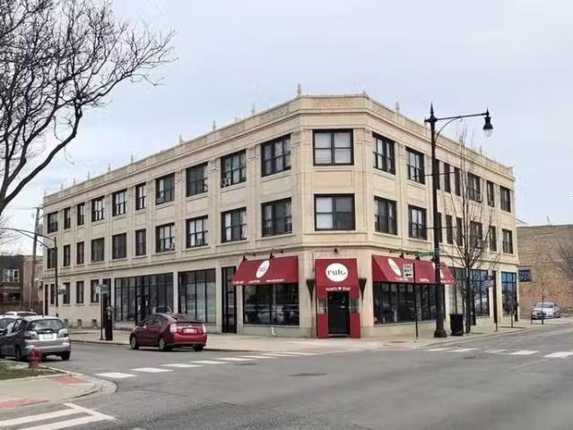 1BR/1.0BA Linder / Lawrence Apartments