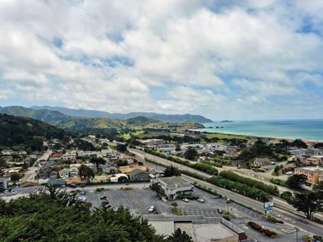 1br 624ft² Breathtaking Views of Ocean From Your Patio or Balcony To Rent in Pacifica, California