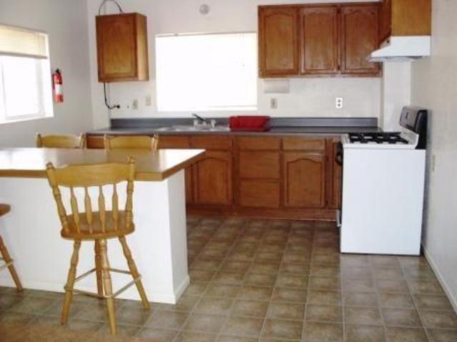 1br 700ft² Rural Retreat w Beautiful Views on 20 acres Walker Basin, Shadow Mountain Ranch To Rent in Bakersfield, California