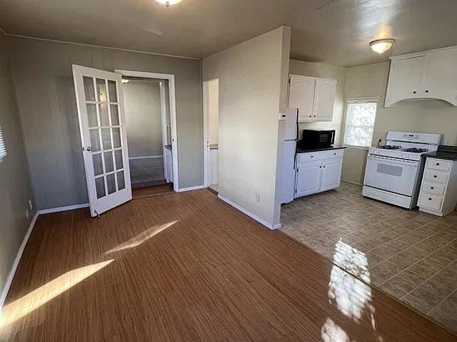 1BR ApartmentAvailable September 13th