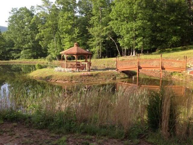 1br Log Cabin Hide a away for sale in Martinsburg, West Virginia