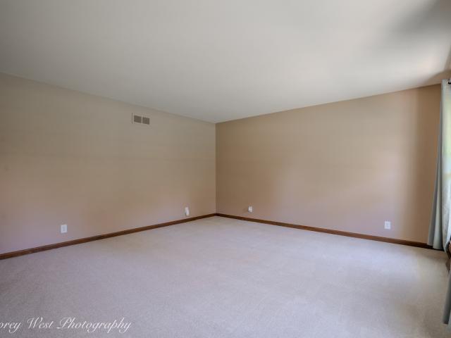 1N164 Stargrass Lane