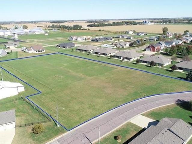 1st Ave SE, Grand Meadow, MN 55936