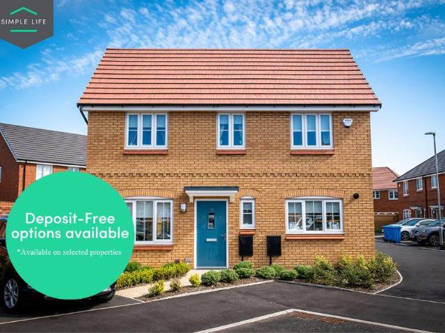 1St. Bees Close, Blackburn, BB2 3 bed detached house to rent £1,155 pcm £267 pw