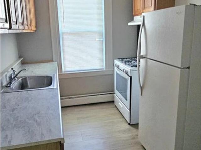 1st Floor 1 Bdrm