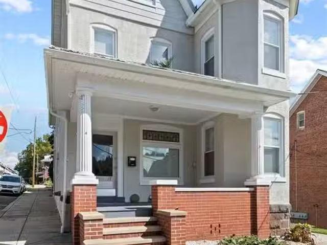 1st Floor Rear 17 N Church St