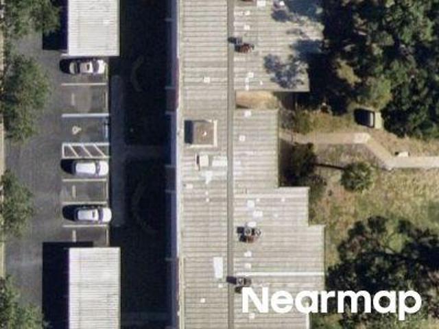 1st St NE