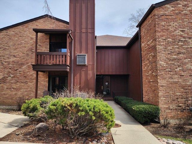 1S055 Spring Rd Apt 2D, Oakbrook Terrace, IL 60181