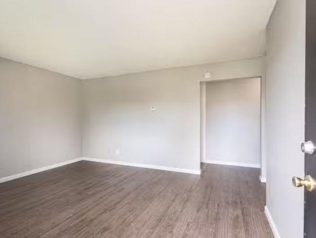 1x1 Park Place Apartments
