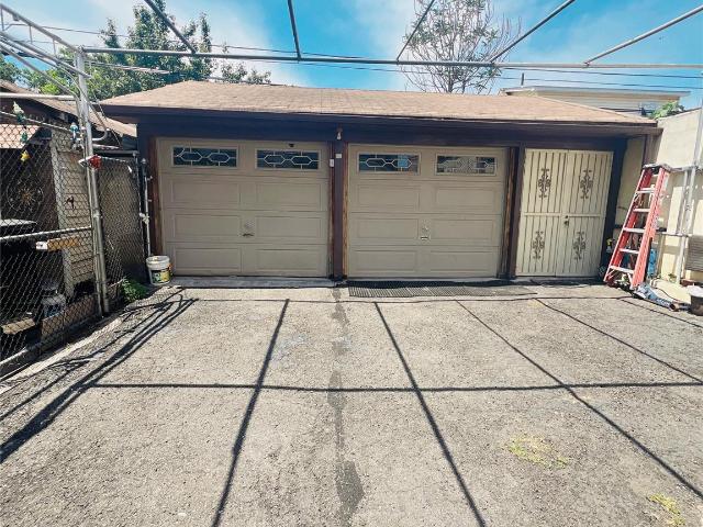 23 58 38th Street